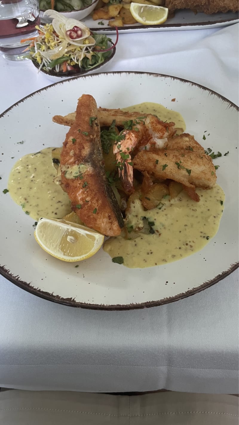 SURF' N TURF KITCHEN in Hamburg - Restaurant Reviews, Menu and Prices ...