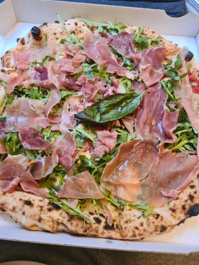 Scugnizzo Pizzeria in Paris - Restaurant Reviews, Menu and Prices | TheFork