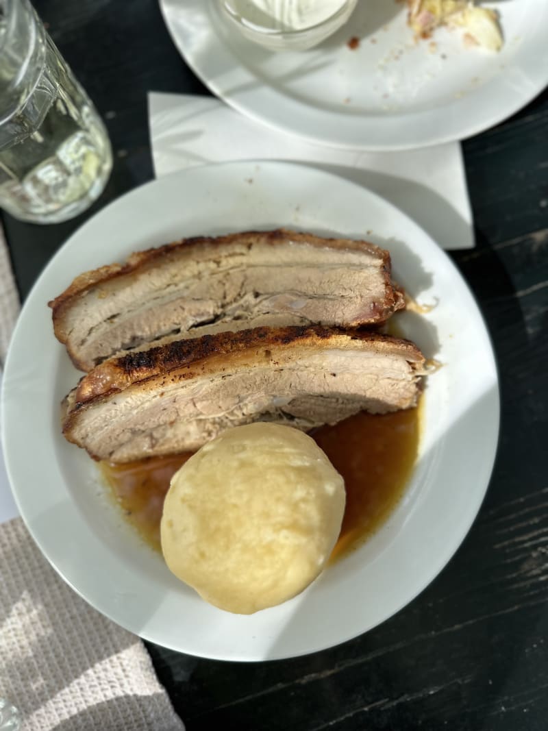 Heuriger Wieninger Stammersdorf in Langenzersdorf - Restaurant Reviews ...