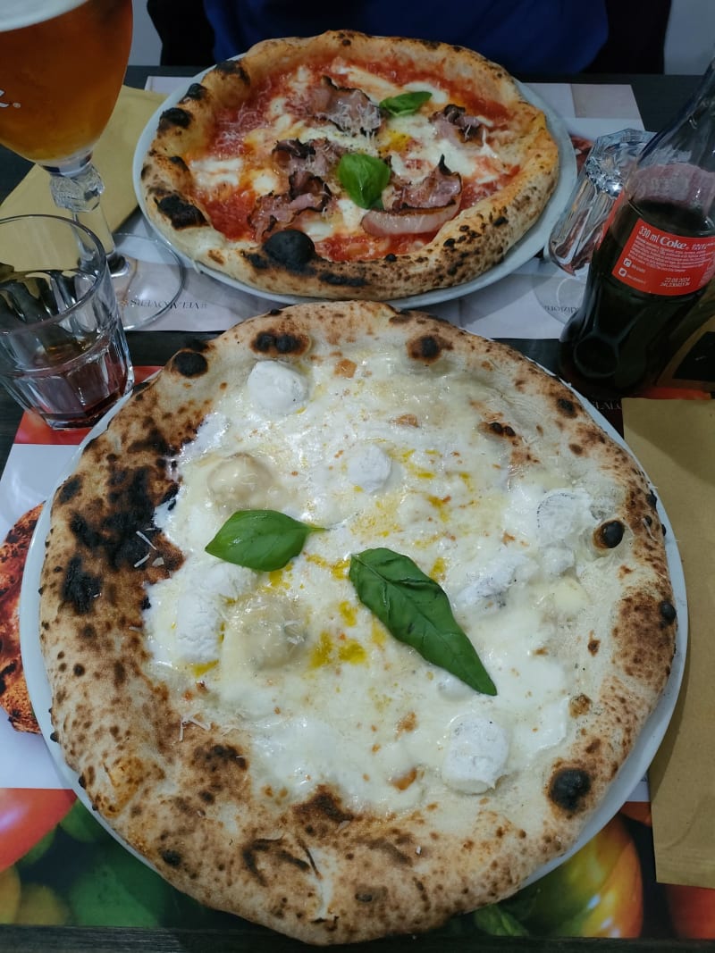 Vela Pizza e Tradizioni in Pavia - Restaurant Reviews, Menus, and ...