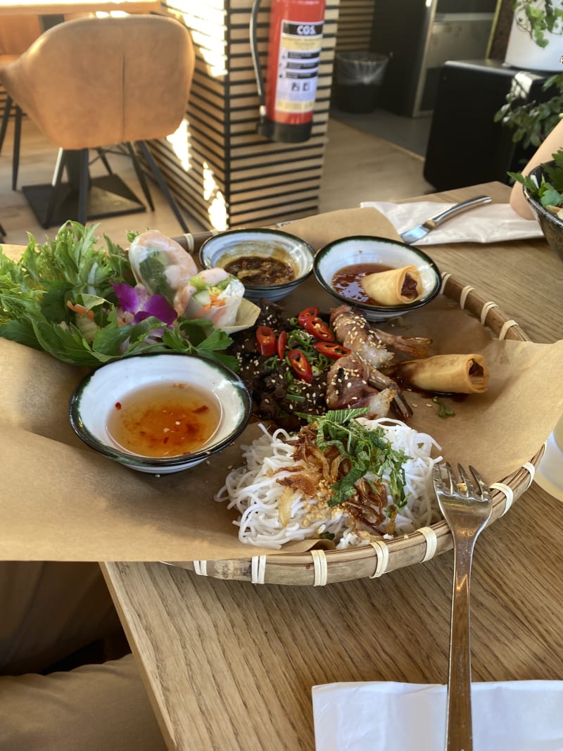 Restaurante Floating Saigon en Göteborg - Menú 2023, opiniones, precios ...