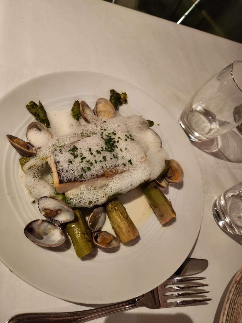 Le Moon Bar - Rooftop in Nice - Restaurant Reviews, Menu and Prices ...