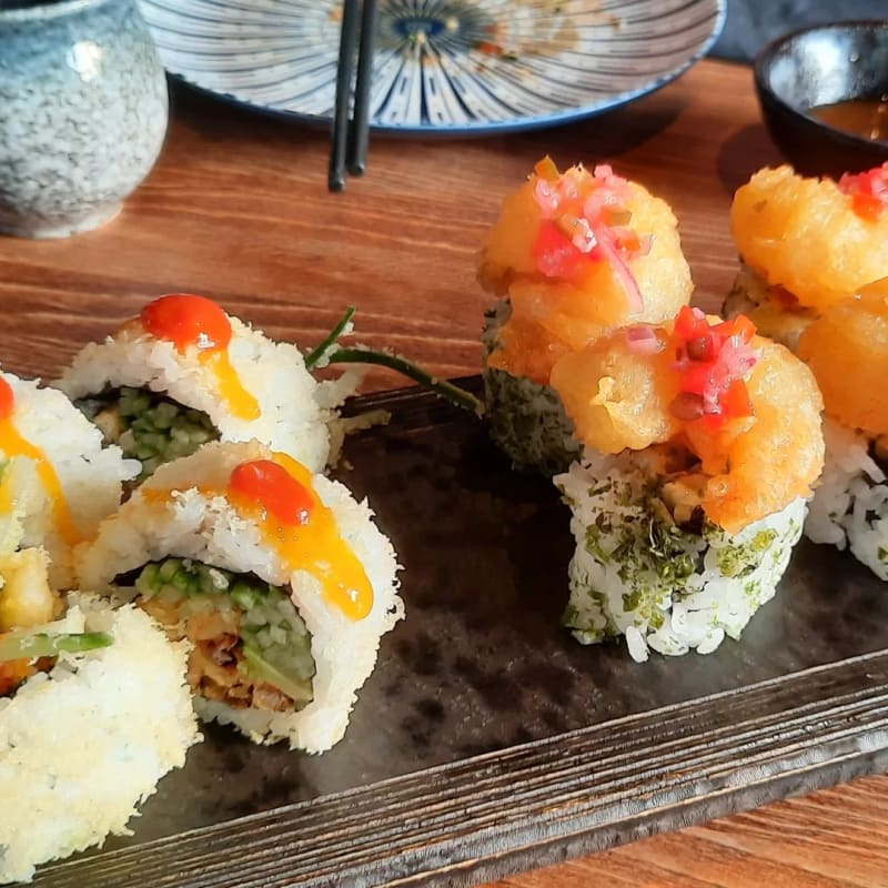 Restaurant Cha House Restaurant & Lounge à Ede - Menu, avis, prix et ...