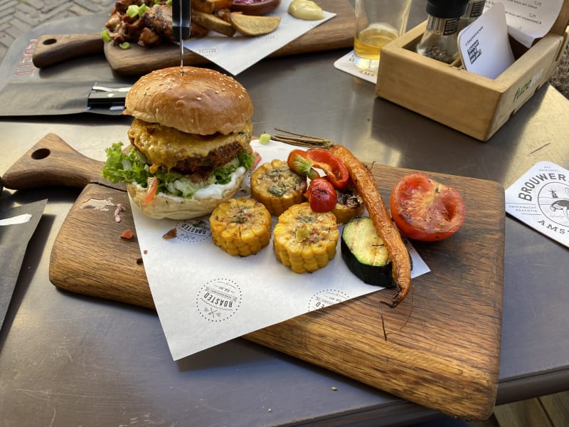 Roasted Burgerbar & Rotisserie in Deventer - Restaurant Reviews, Menu ...