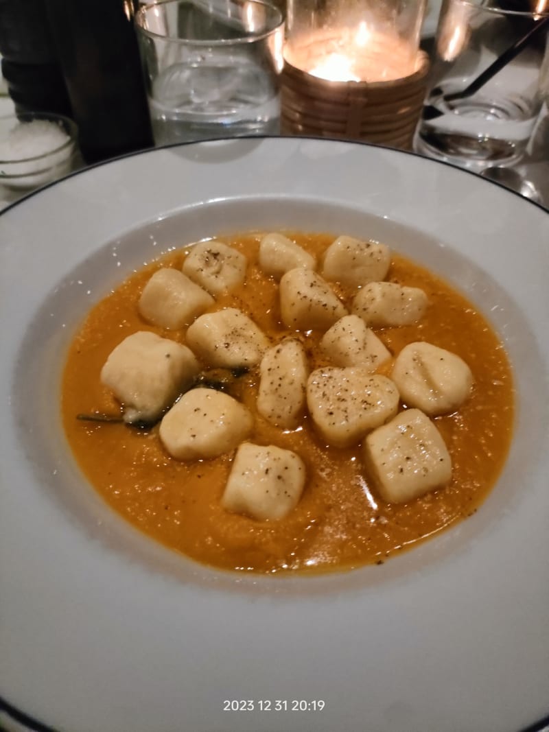 STECCA in London - Restaurant Reviews, Menus, and Prices | TheFork