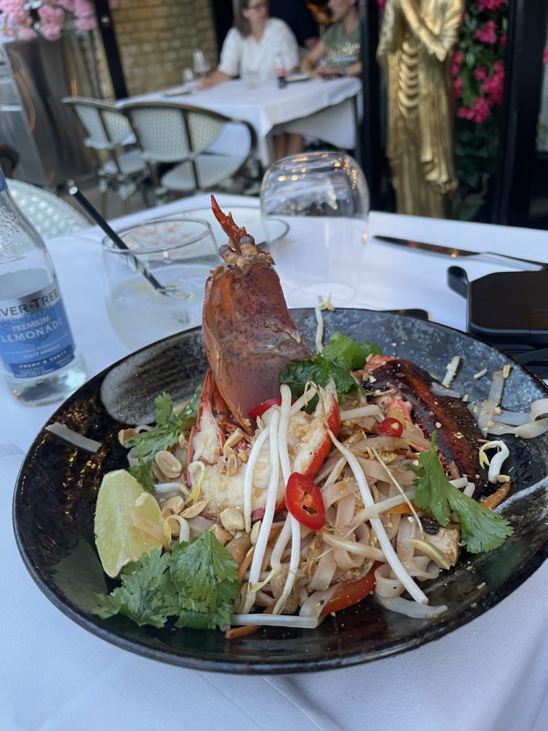Sticky Mango Tower Bridge in London - Riverside Ward - Restaurant ...