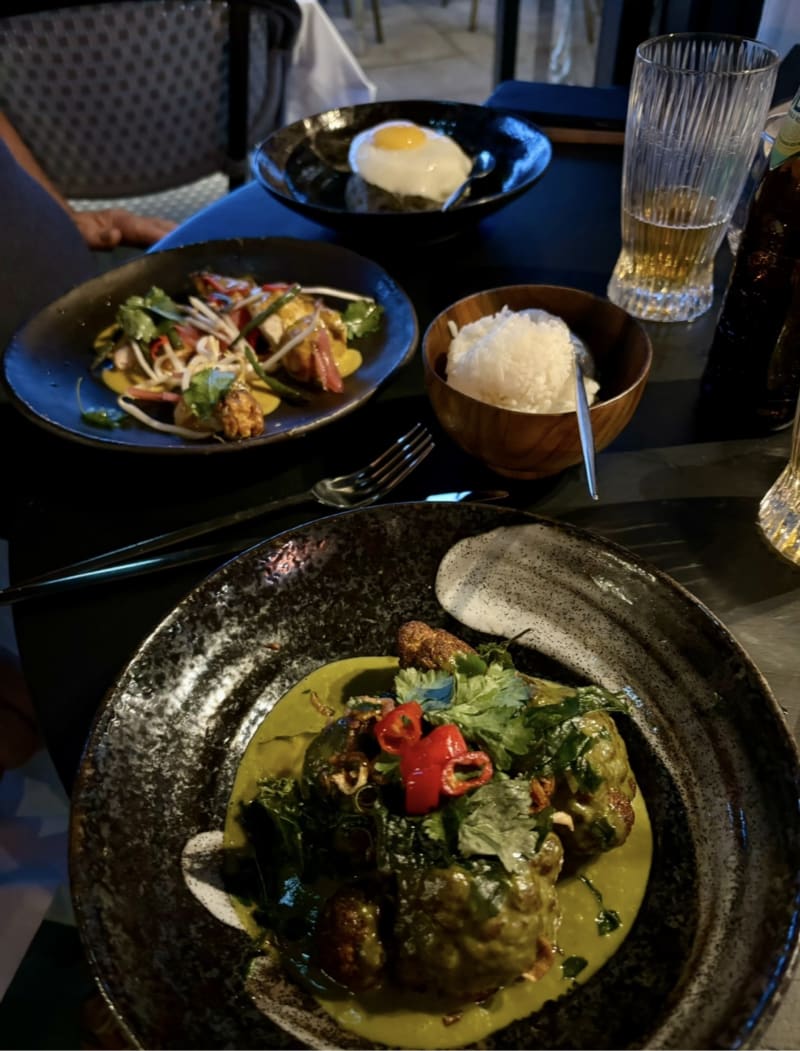 Sticky Mango Tower Bridge in London - Riverside Ward - Restaurant ...