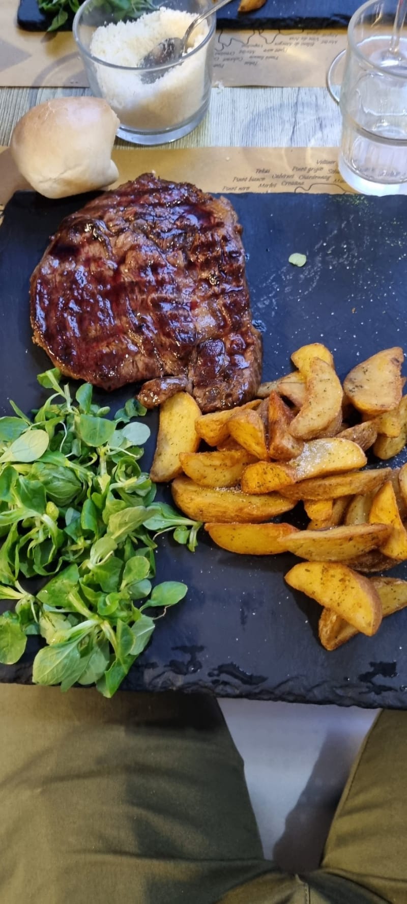 L'Ostu a Torino - Menu, prezzi, immagini, recensioni e indirizzo del ...