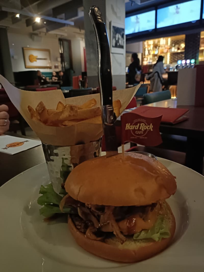 Hard Rock Cafe Milan in Milan - Restaurant Reviews, Menu and Prices ...