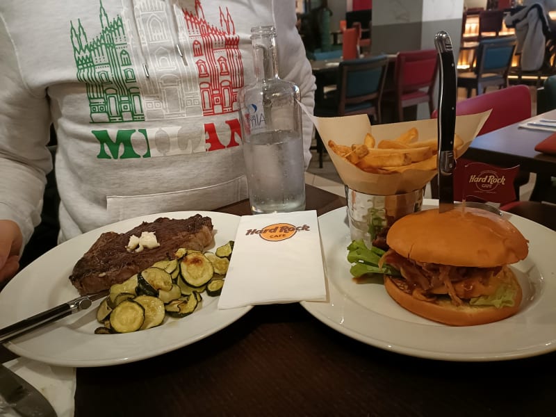 Hard Rock Cafe Milan in Milan - Restaurant Reviews, Menu and Prices ...