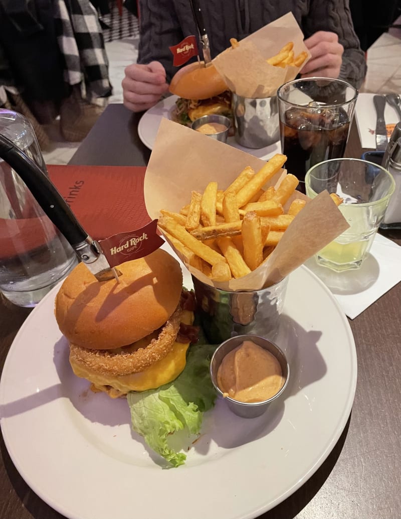 Hard Rock Cafe Milan in Milan - Restaurant Reviews, Menu and Prices ...