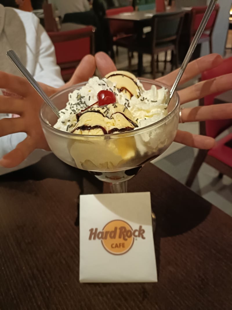 Hard Rock Cafe Milan a Milano - Menu, prezzi, immagini, recensioni e ...