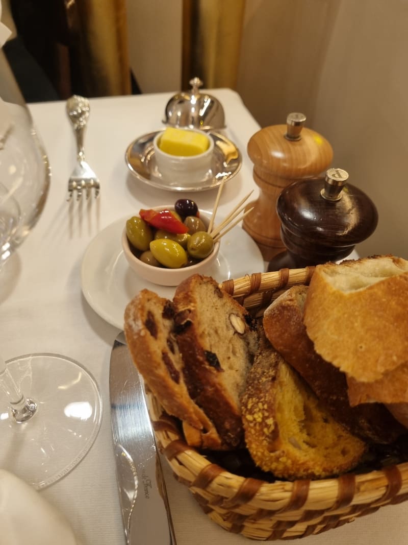 Restaurant Le Petit George à Paris - Menu, avis, prix et réservation ...