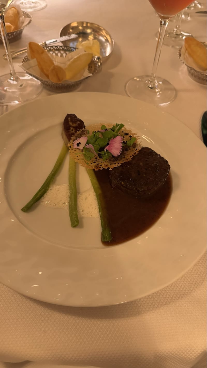 Lasserre in Paris - Restaurant Reviews, Menus, and Prices | TheFork