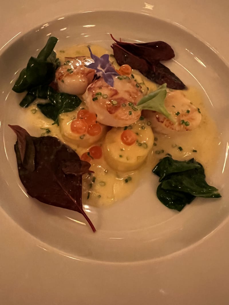 Restaurant Lasserre à Paris - Menu, avis, prix et réservation | TheFork