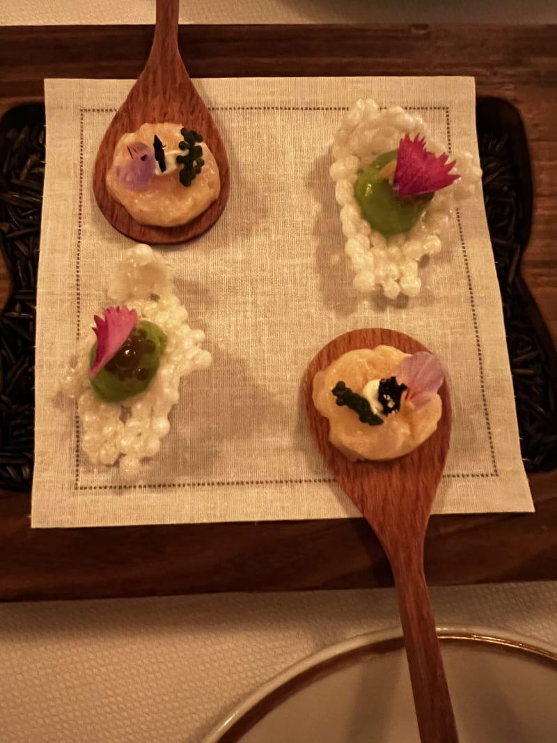 Restaurant Lasserre à Paris - Menu, avis, prix et réservation | TheFork