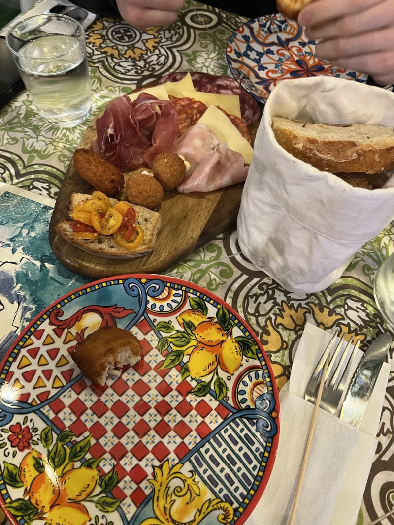 Vanzi in Naples - Restaurant Reviews, Menu and Prices | TheFork