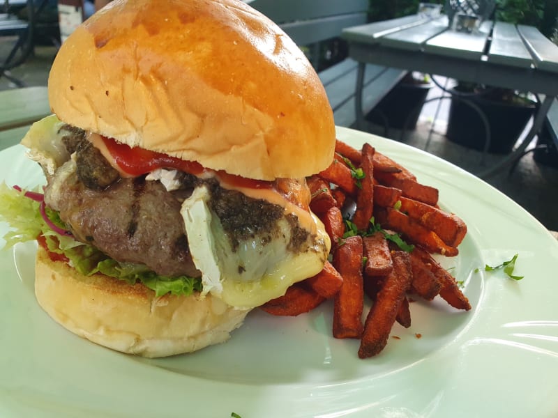 The Bronx Bar in Düsseldorf - Restaurant Reviews, Menu and Prices | TheFork