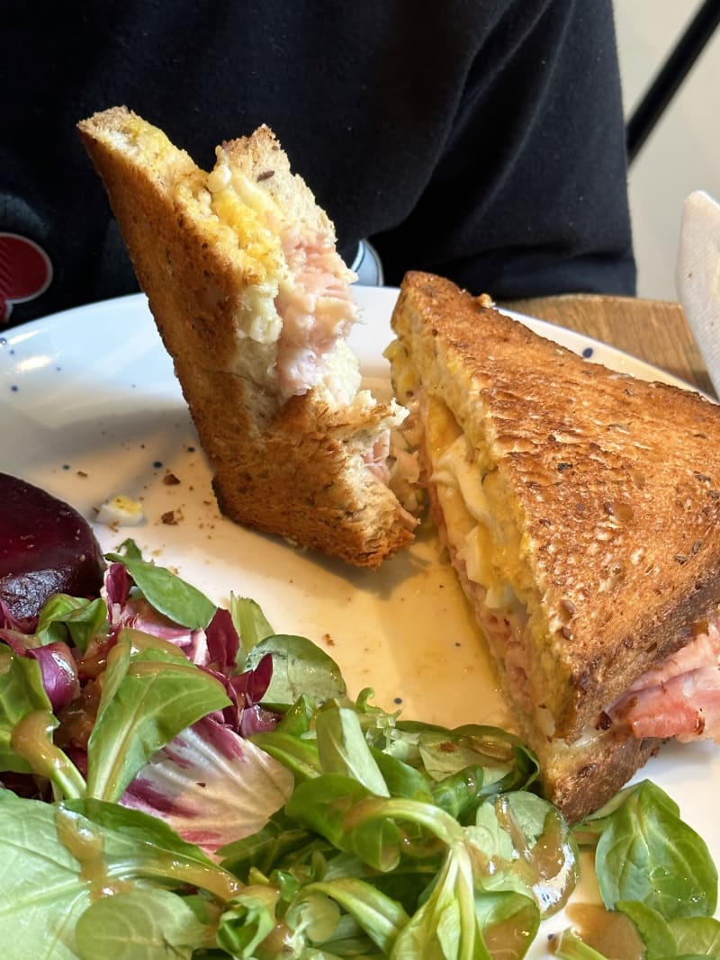 Fric Frac Montmartre in Paris - Restaurant Reviews, Menu and Prices ...