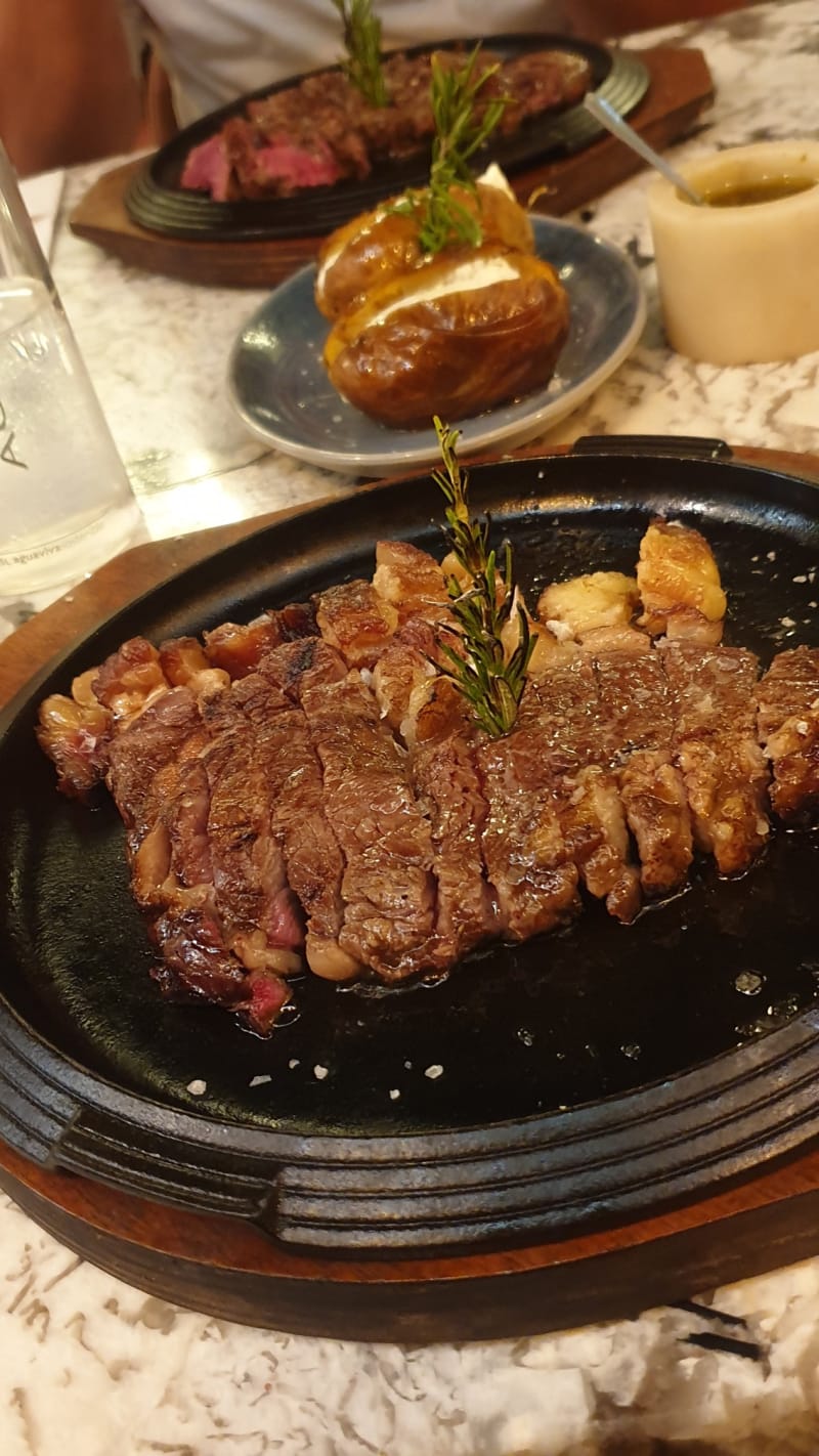 Restaurante Maleva Mallorca en Palma de Mallorca - Menú 2023, opiniones ...