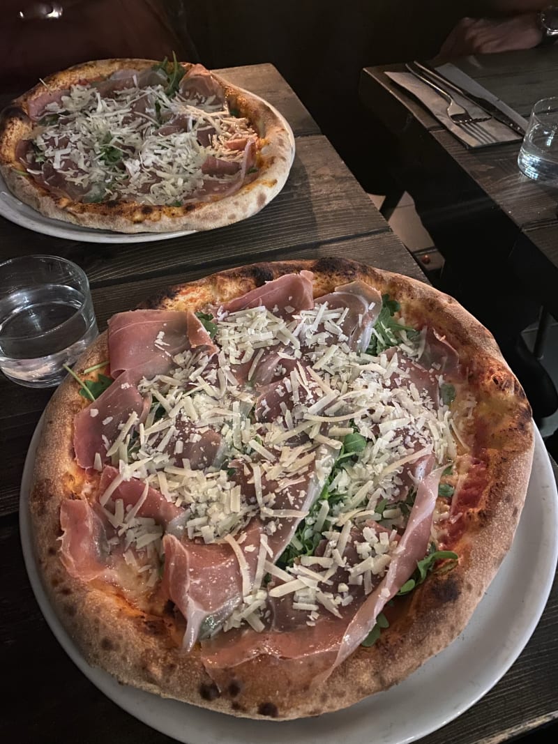Tutto Bello i Stockholm - Restaurangens meny, öppettider, bokning ...
