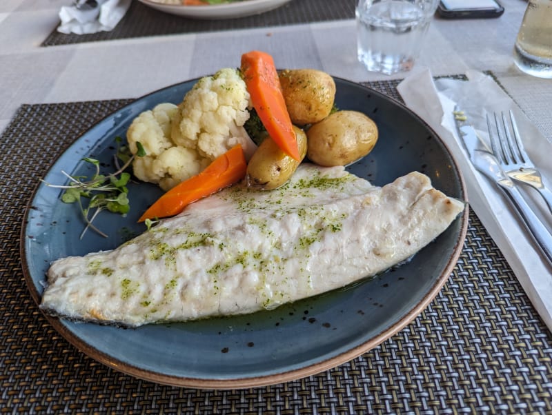 O Castelo Restaurante Bar Terraza em Faro - Preços, menu, morada ...