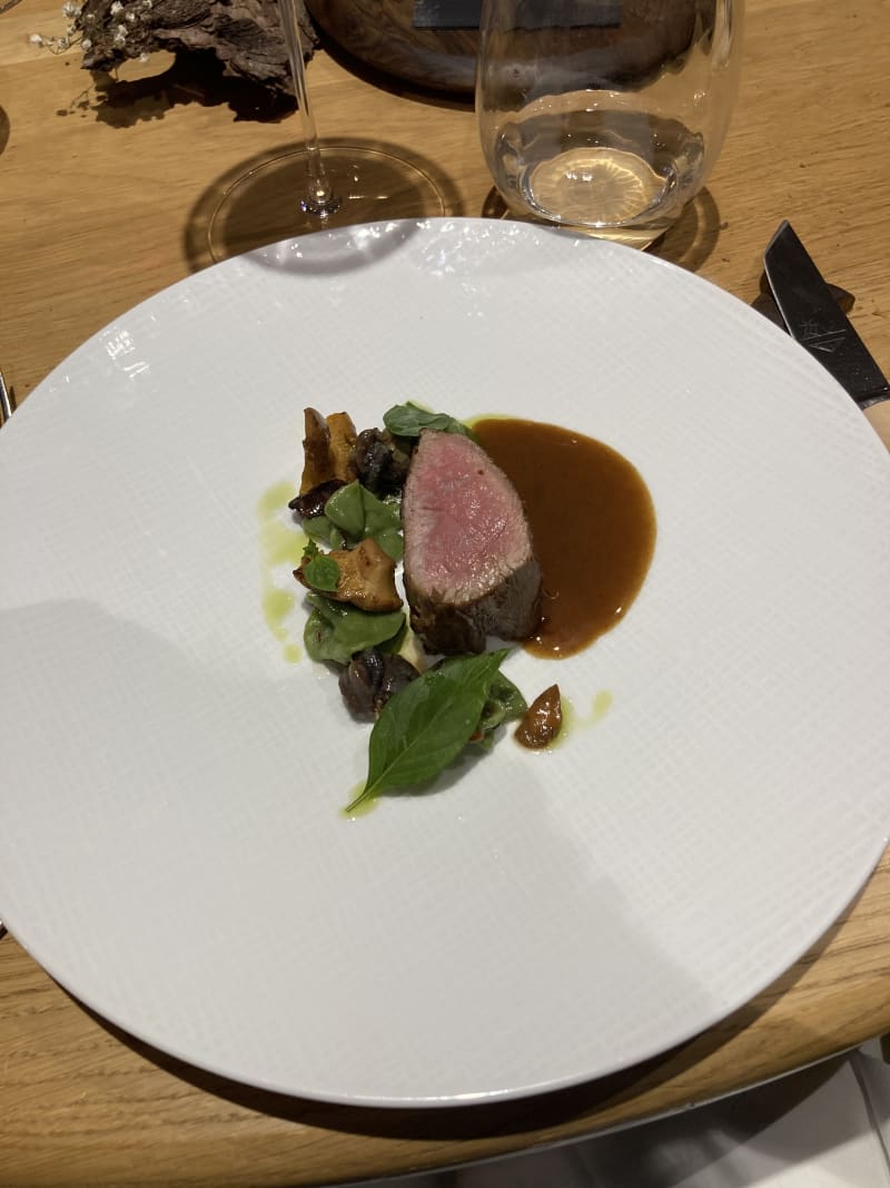 La Table de l'Incomparable à Tresserve - Menu, avis, prix et ...