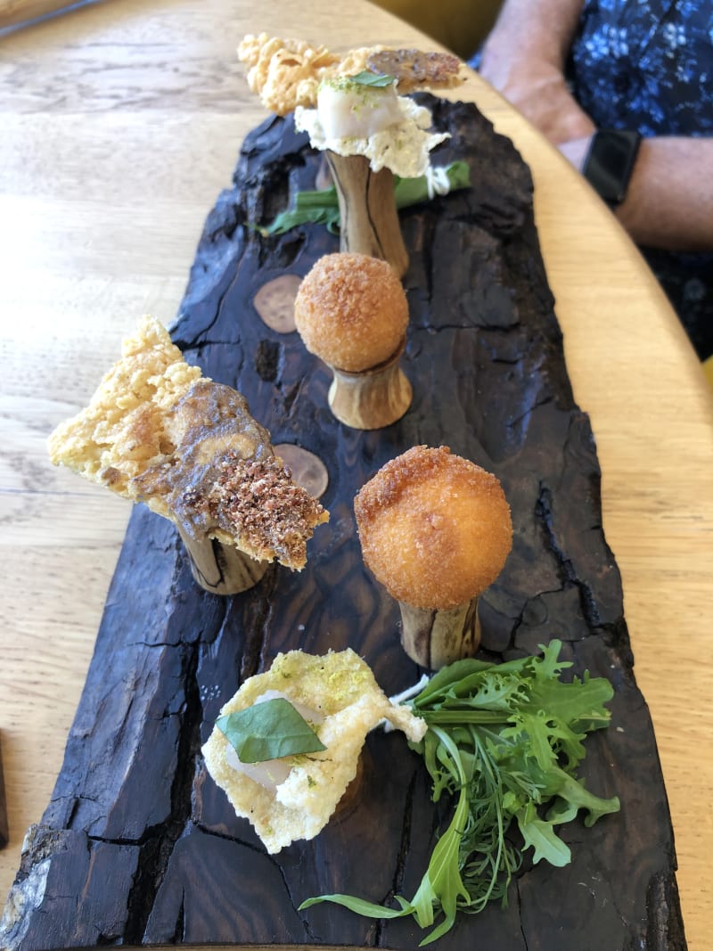 Restaurant La Table de l'Incomparable à Tresserve - Menu, avis, prix et ...