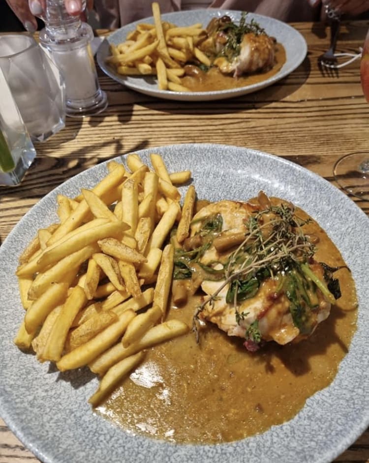 The Curlew in Ferndown - Restaurant Reviews, Menus, and Prices | TheFork
