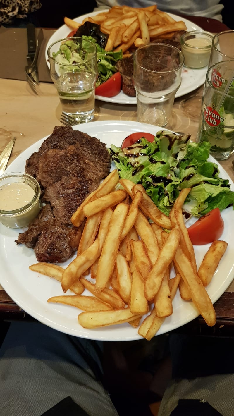 The Central Pub Gambetta in Bordeaux - Restaurant Reviews, Menus, and ...