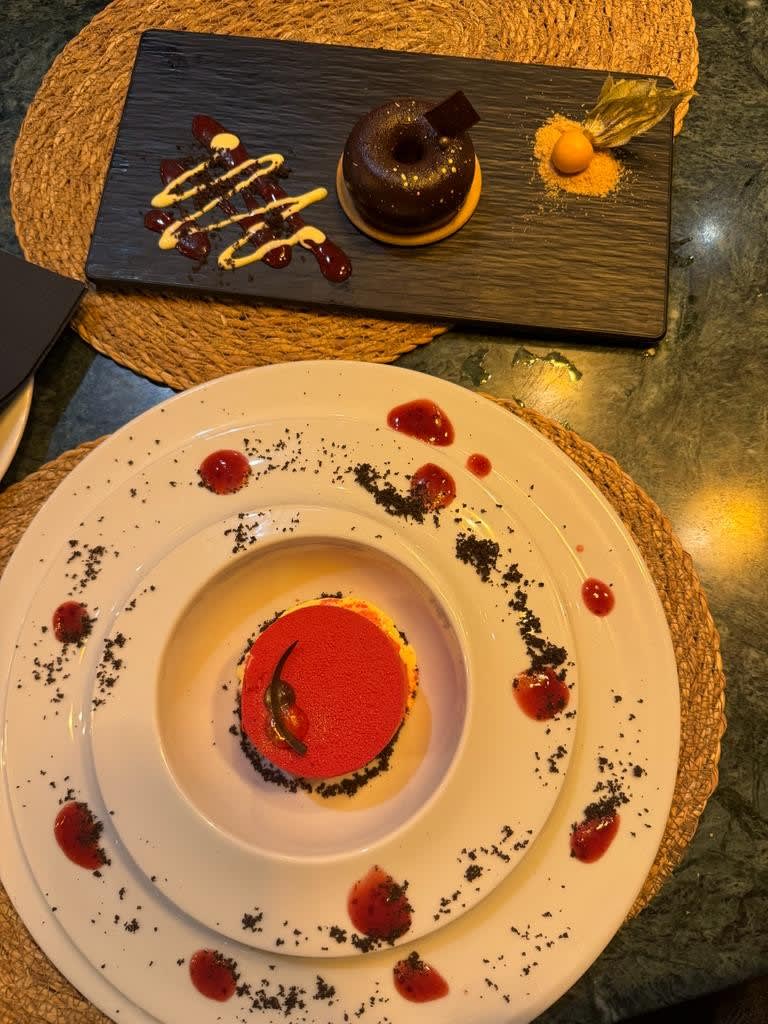 Restaurante AQ35 - Patio de los Naranjos en Camino De Espera - Menú ...