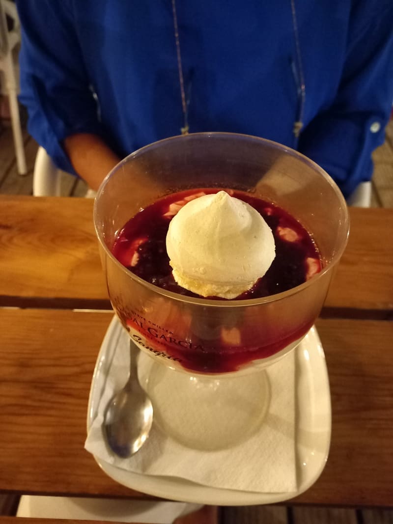 Restaurant Bicho d'Água à Trafaria - Menu, avis, prix et réservation ...