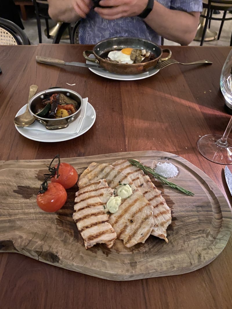 Avenida Restaurant & Bar in Lisbon - Restaurant Reviews, Menu and ...