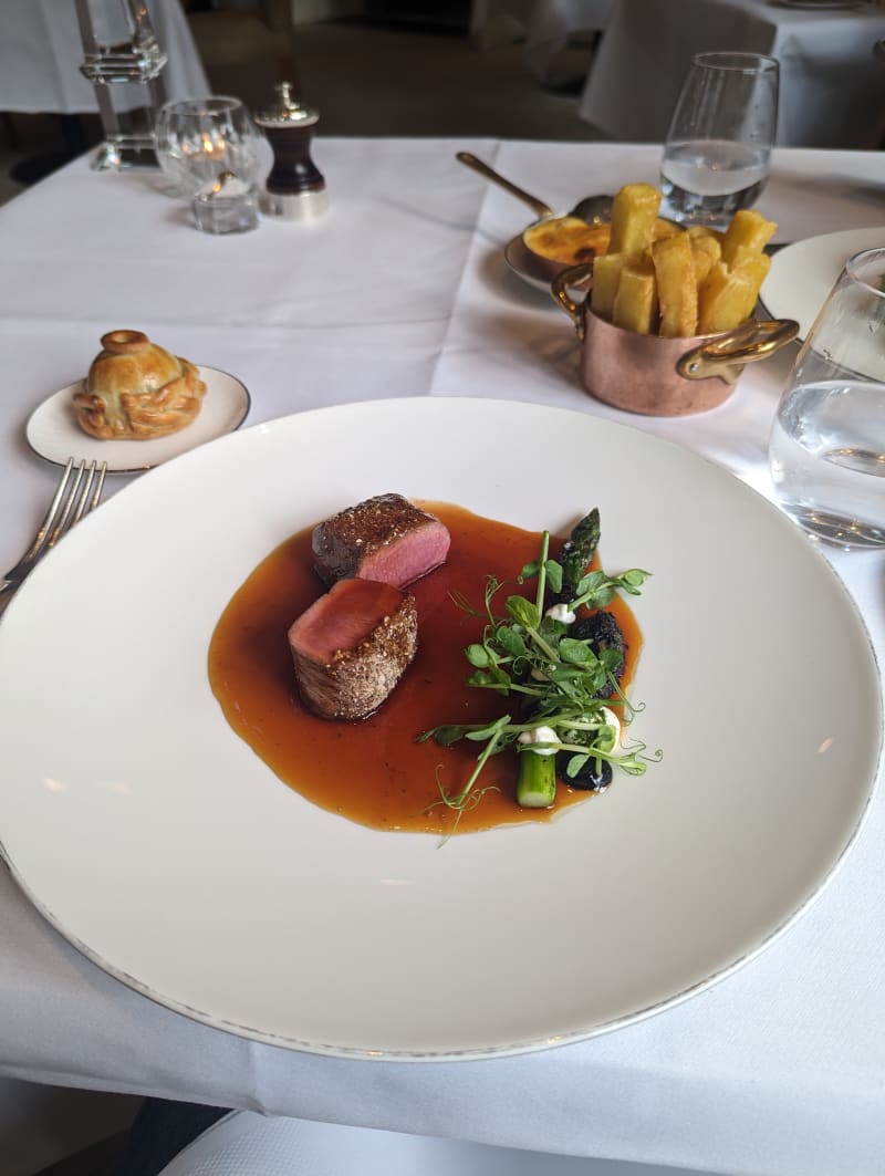 The Goring Dining Room in London - Restaurant Reviews, Menu and Prices ...