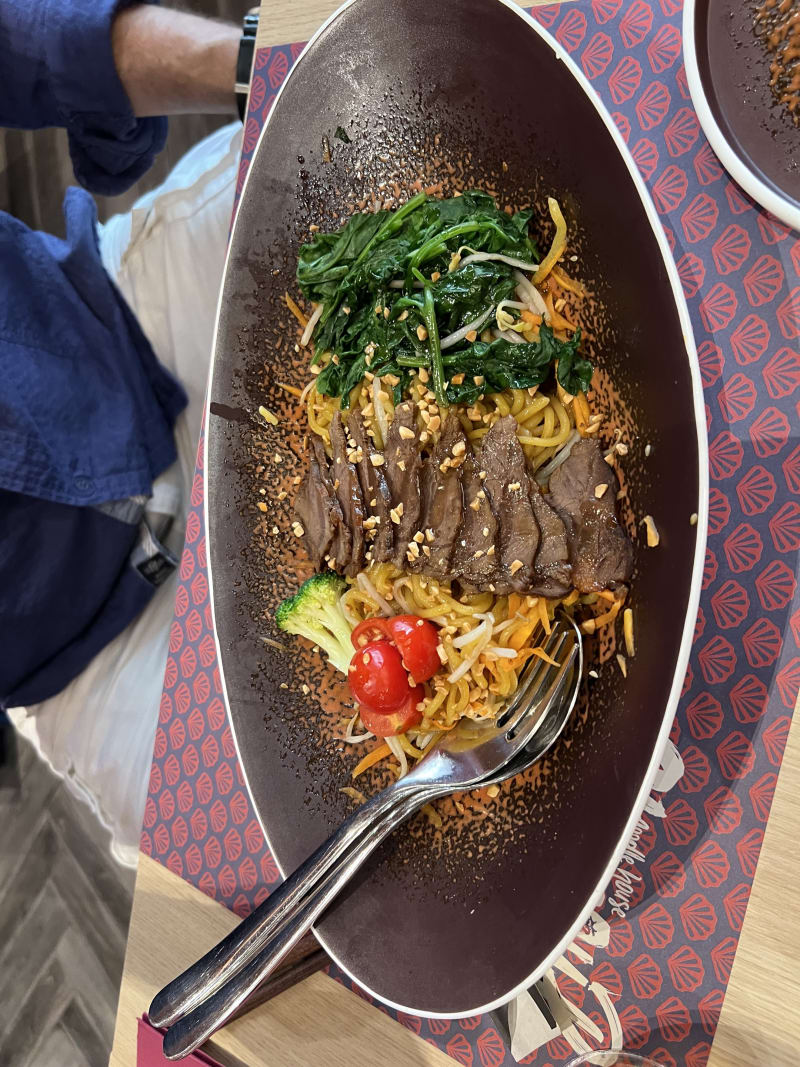 Clamour Noodle House a Milano - Menu, prezzi, immagini, recensioni e ...