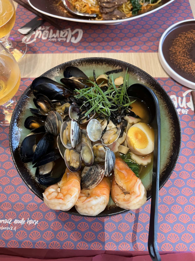 Clamour Noodle House a Milano - Menu, prezzi, immagini, recensioni e ...