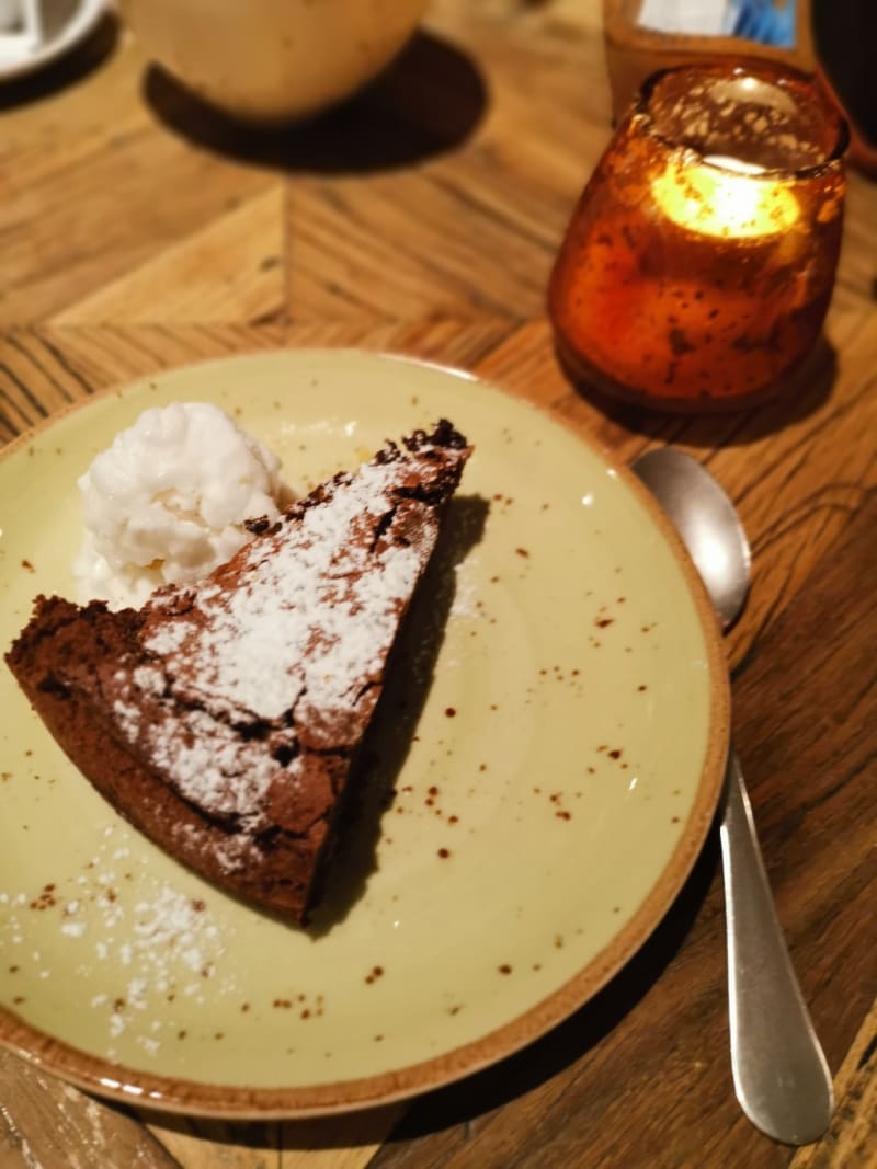 Delfina - Cantina Portuguesa in Lisbon - Restaurant Reviews, Menu and ...