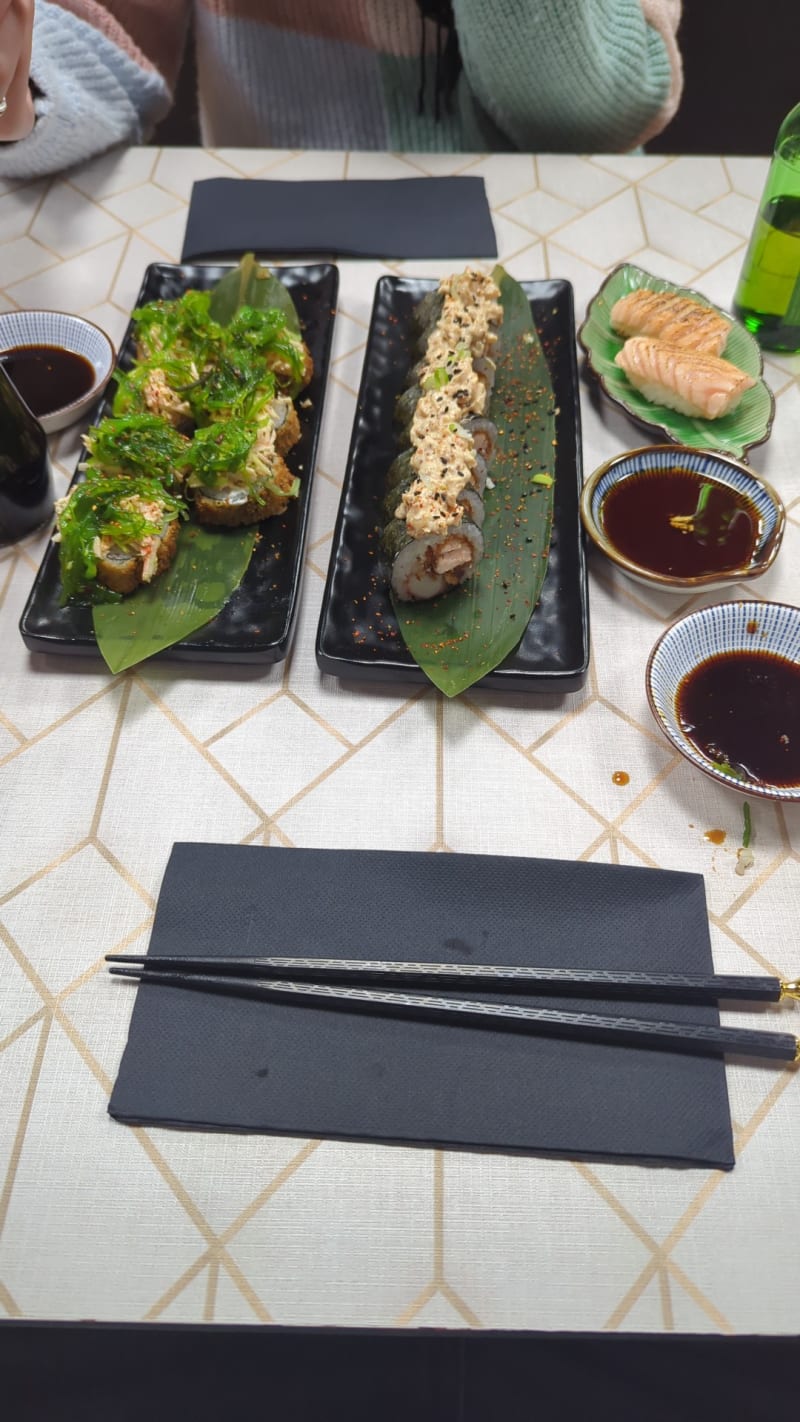 Catire Bello Sushi - Puente de Vallecas in Madrid - Restaurant Reviews ...