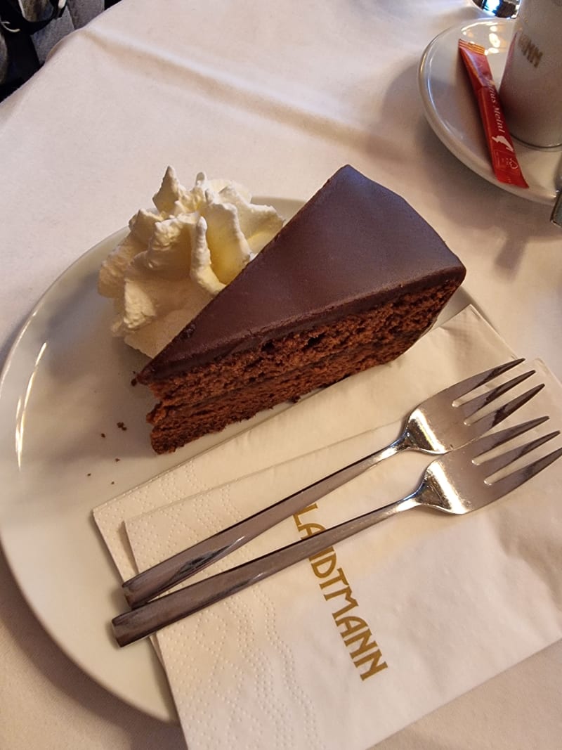 Café Landtmann in Vienna - Restaurant Reviews, Menu and Prices | TheFork