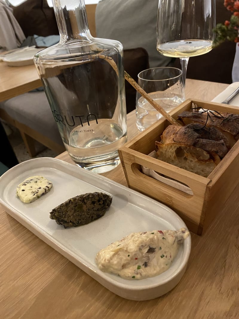 Gruta - Porto em Porto - Preços, menu, morada, reserva e avaliações do ...