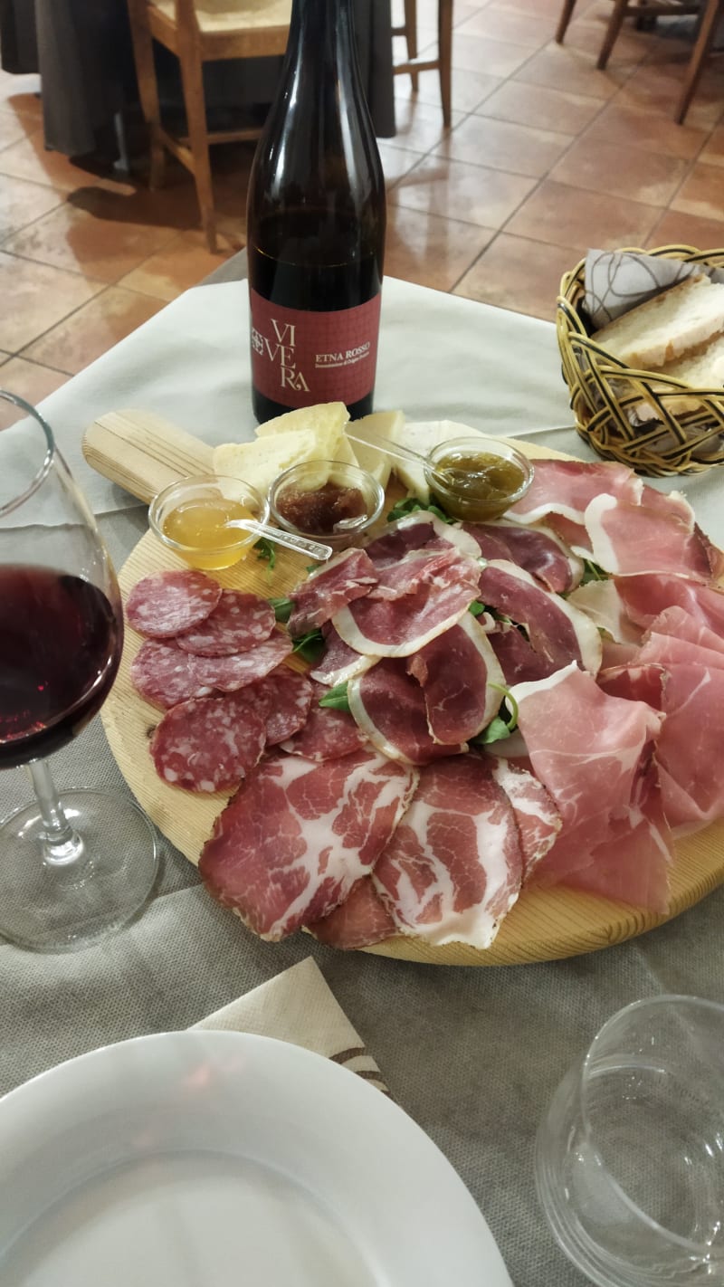 Agriturismo Regno Verde a Ponte San Lorenzo - Menu, prezzi, immagini ...