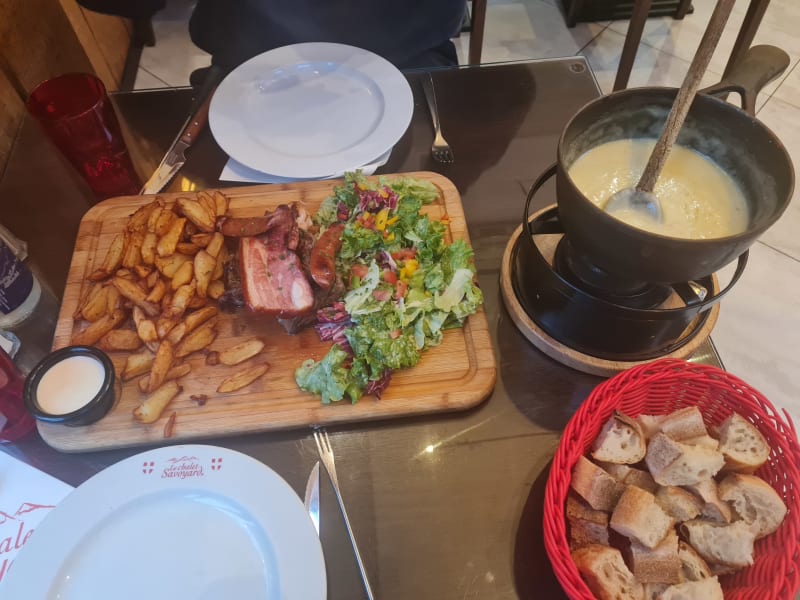 Le Chalet Savoyard in Paris - Restaurant Reviews, Menu and Prices | TheFork
