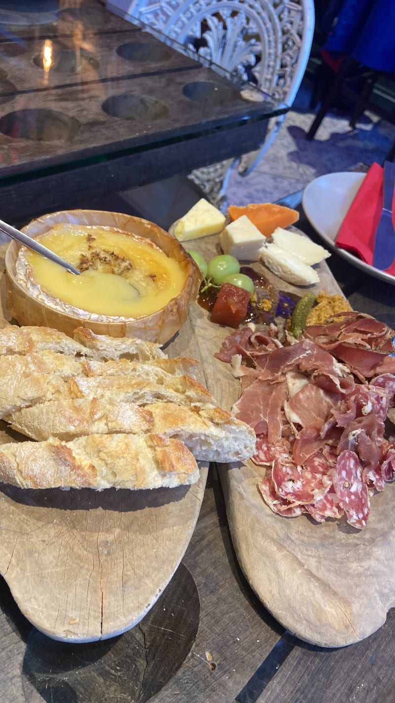 Champagne + Fromage - Greenwich in London - Restaurant Reviews, Menus ...