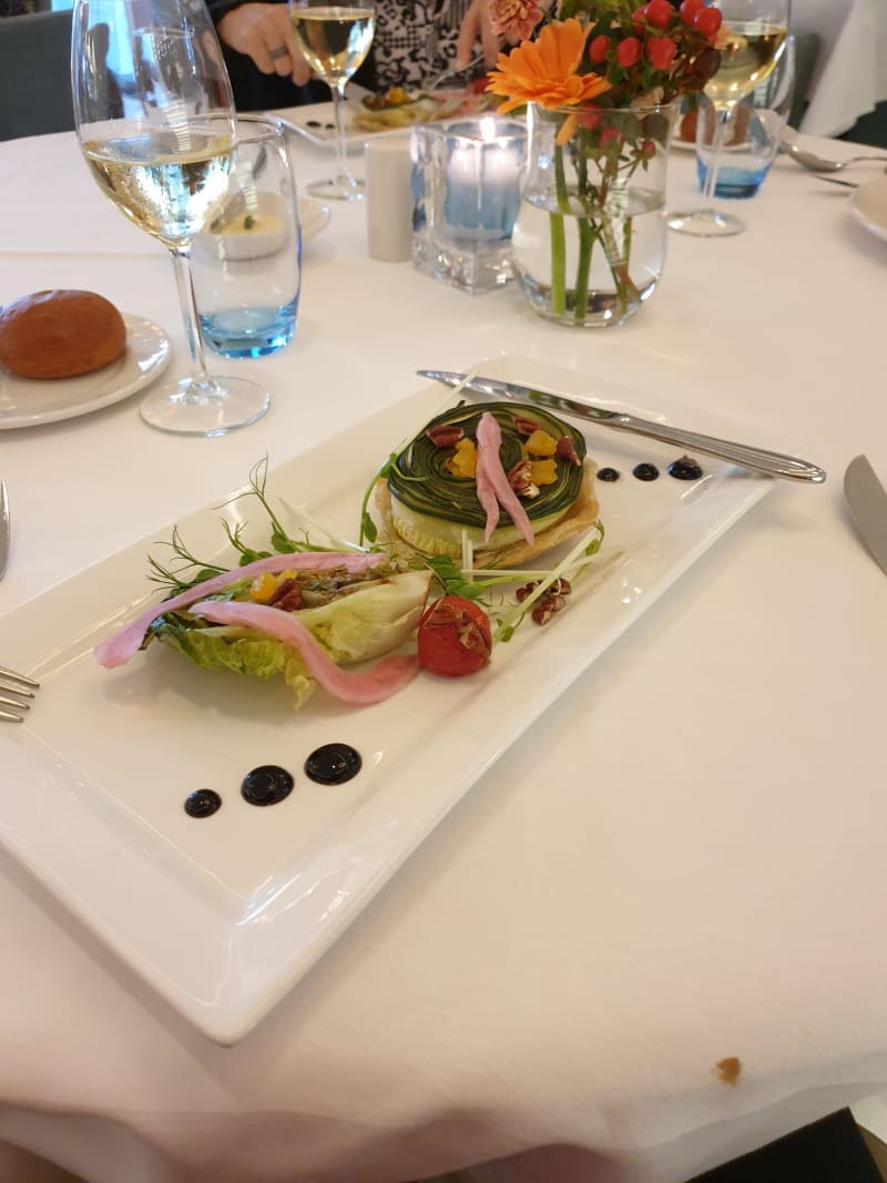Classique in Den Haag - Menu, openingstijden, prijzen, adres van ...