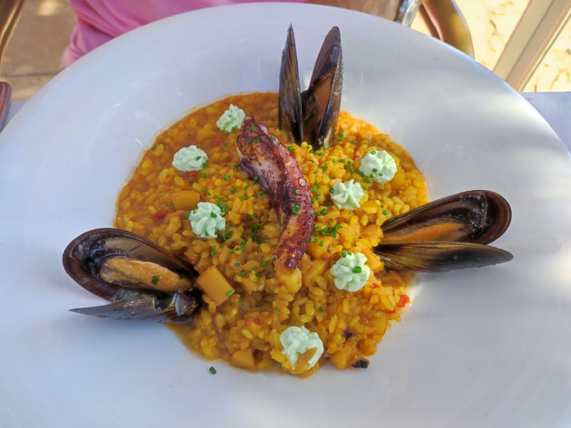 Restaurante Sa Punta Mallorca en Cala Bona - Menú 2024, opiniones ...