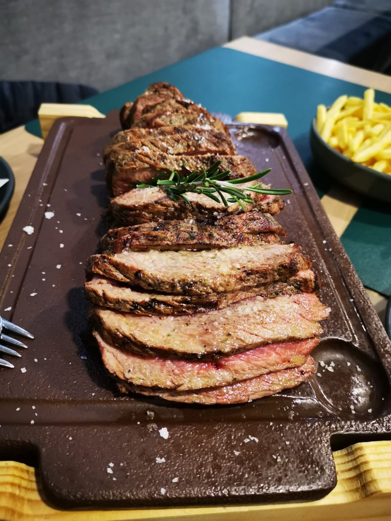 Atrium Tapas Restaurant in Póvoa de Varzim - Restaurant Reviews, Menu ...