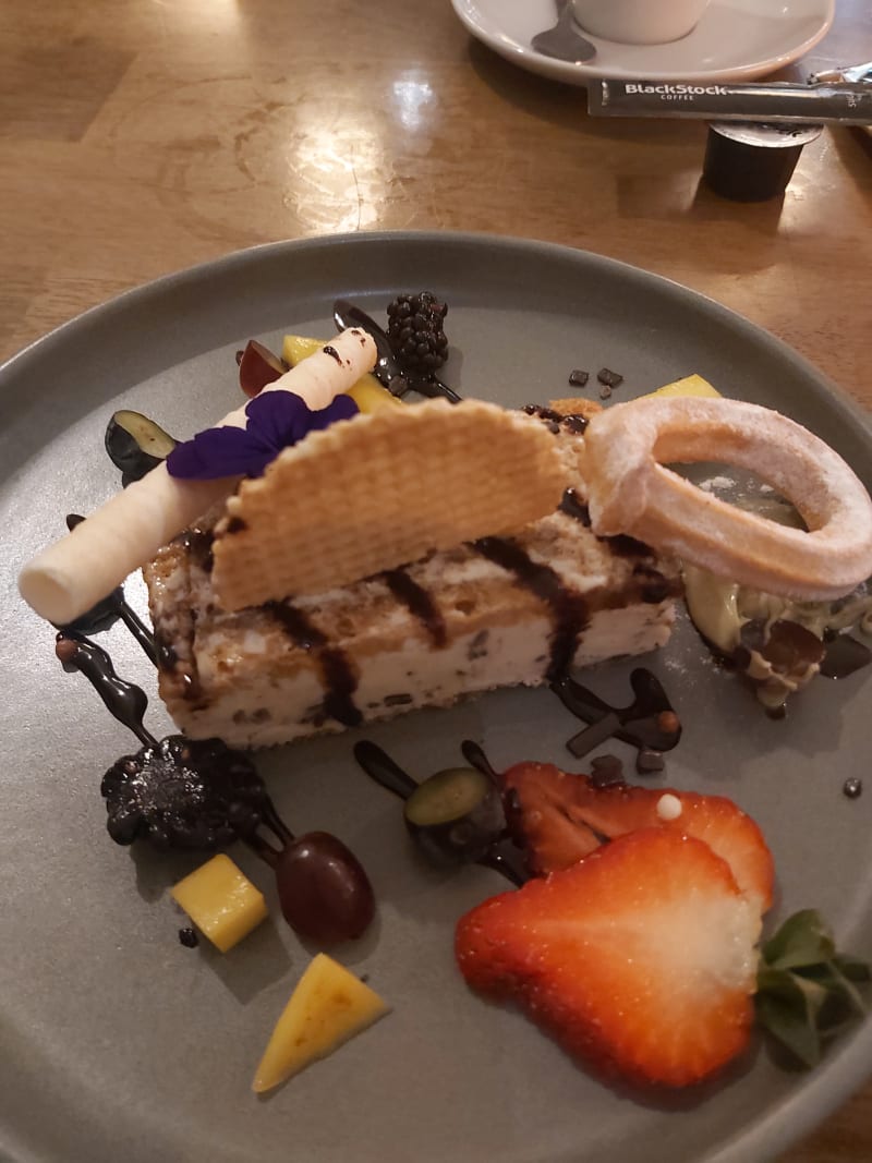 Restaurant Loof in Utrecht - Menu, openingstijden, prijzen, adres van ...