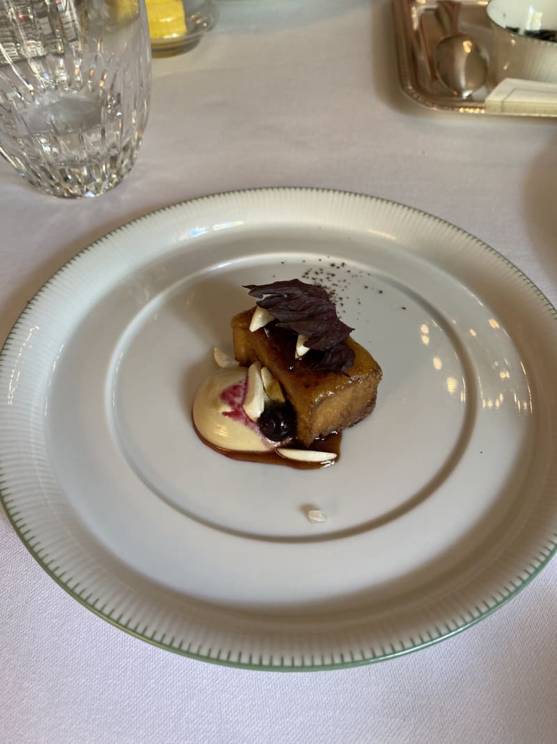 Le Clarence in Paris - Restaurant Reviews, Menu and Prices | TheFork