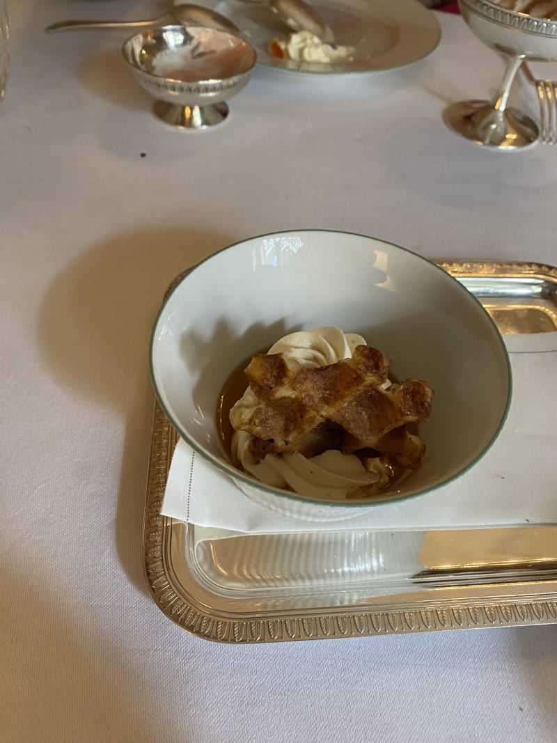 Le Clarence in Paris - Restaurant Reviews, Menu and Prices | TheFork