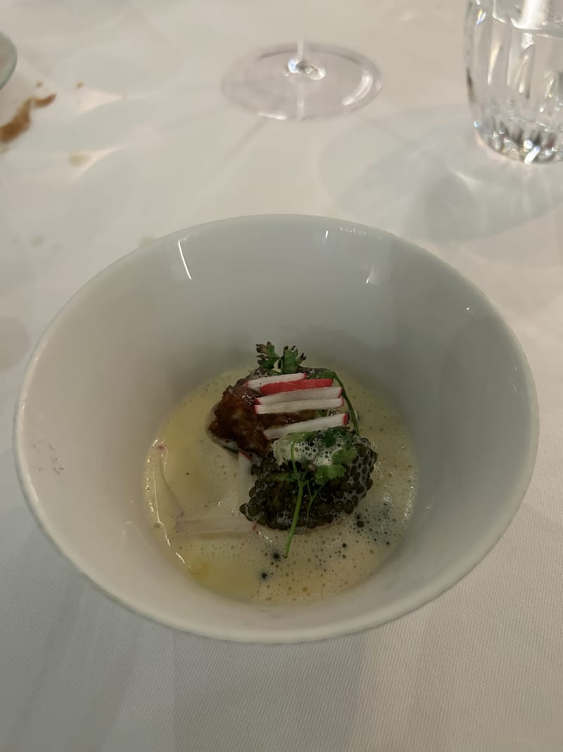 Le Clarence in Paris - Restaurant Reviews, Menu and Prices | TheFork